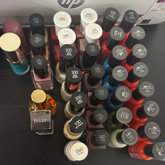 Sally Hansen | Makeup | 2 Items For 5 Nail Polish Collection In Show ...